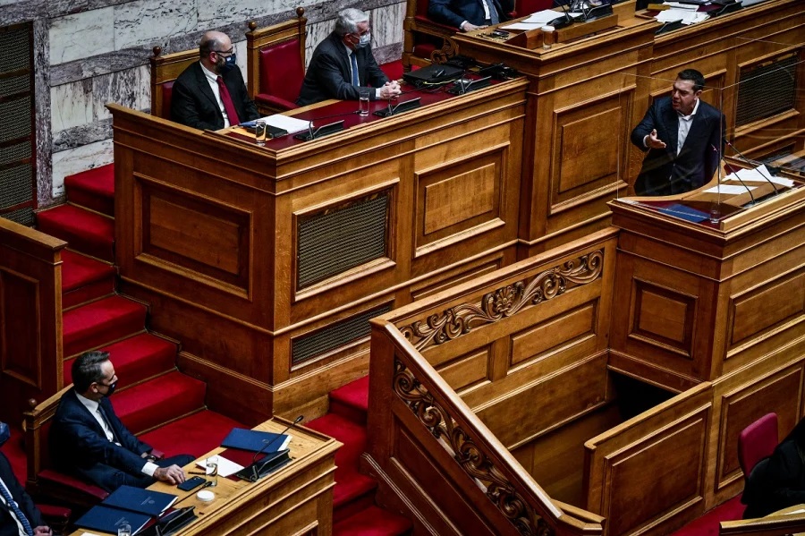 Οι τρεις τομείς των διαφορών Τσίπρα – Μητσοτάκη σε άμυνα και εξωτερική ...