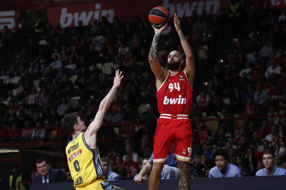 Ολυμπιακός – Άλμπα Βερολίνου 90-85: «Καθάρισε» στο τέλος ο Φουρνιέ ...